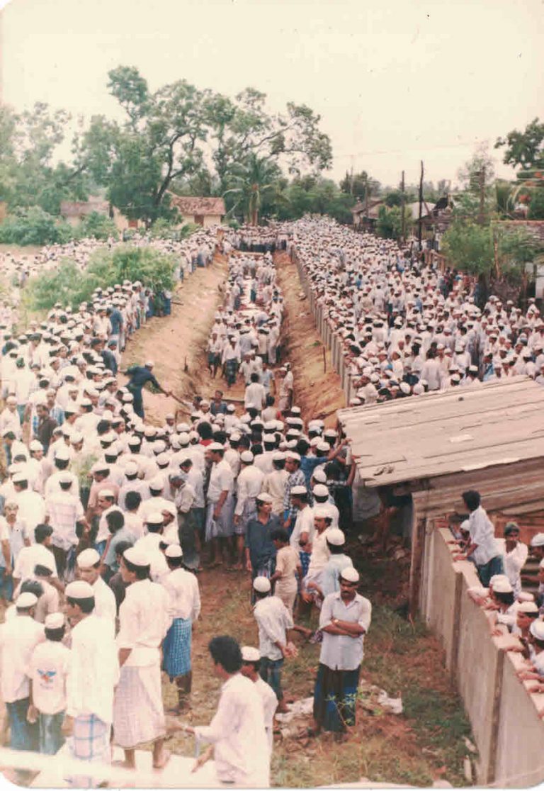 The Kattankudy Mosque Massacre: A Day Of Bloodshed Sri Lankan Muslims ...